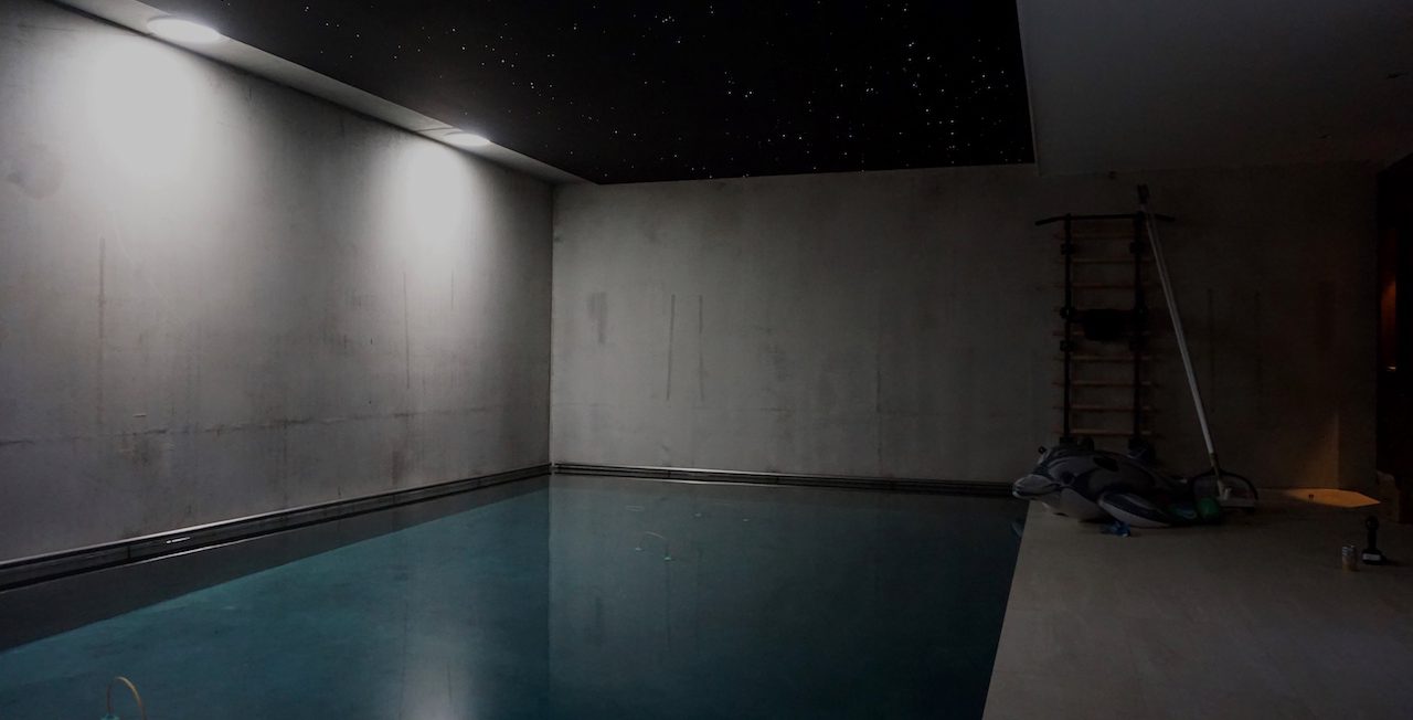 Plafond étoilé Piscine LED fibres optique | MyCosmos